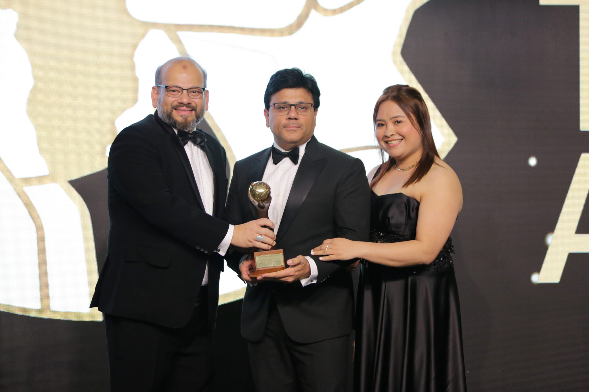 WORLD TRAVEL AWARD | Tawfeeq Travel